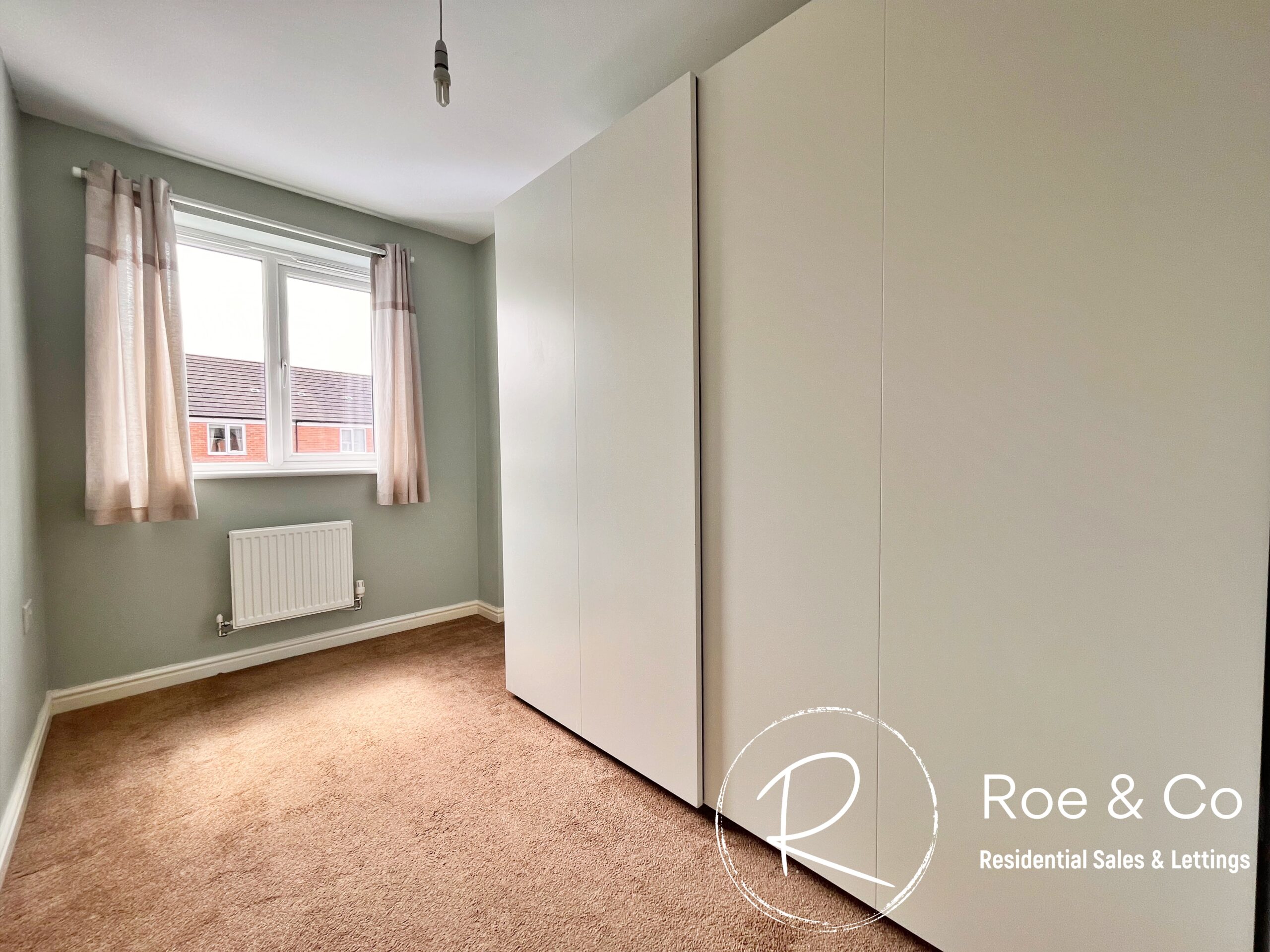 Clough Fold, Stoneclough, Radcliffe, M26 1GZ - Roe & Co